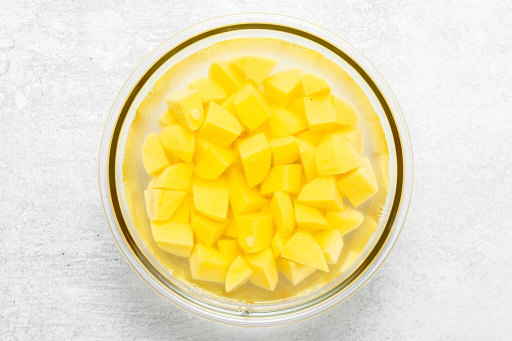 Gamja Jorim (Korean Braised Potatoes) - Bites of Beri